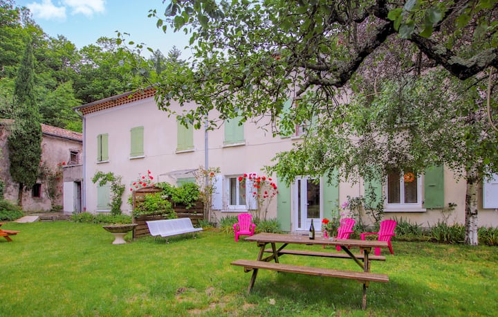 2 Bedroom Stunning Home In Burzet - Thueyts