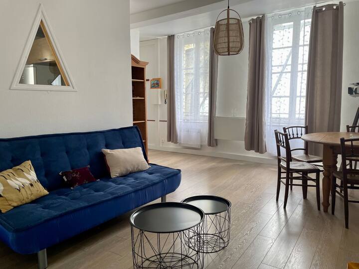 Fun X Cosy City Retreat By Melrose - Bayeux