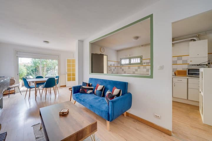 Maison Très Charmante à Bordeaux Avec Terrasse - Bordeaux