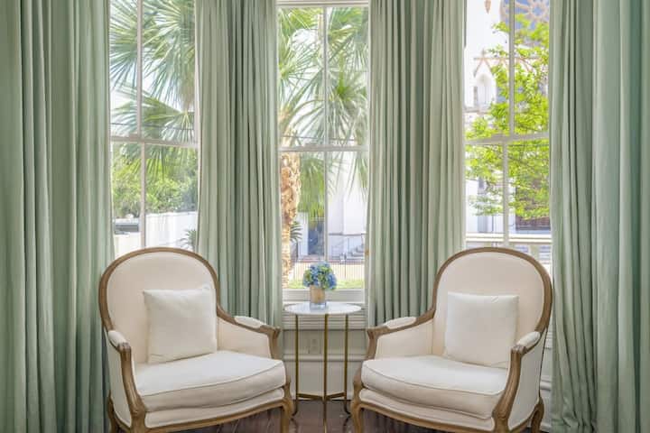 Mirabelle 1 - Suite In Heart Of Historic District - Savannah, GA