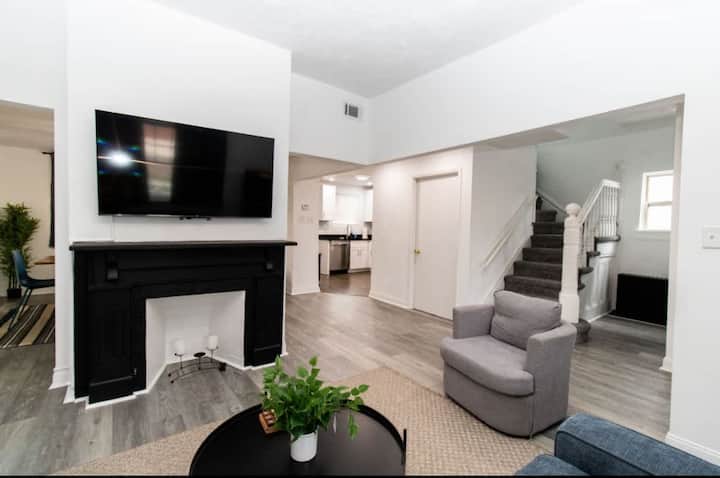 Prime 5-bed: Hot Tub, Pitt, Cmu, Schenley Park - Pittsburgh