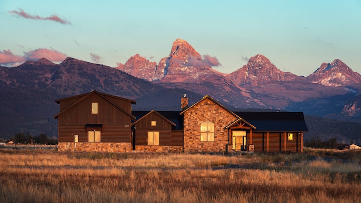Grand Teton Painted Pony House W/ac & Hot Tub - Driggs, ID