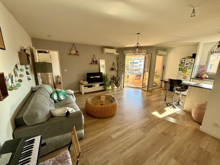 Tout éQuipé, Parking, Clim, Wifi - La Seyne-sur-Mer