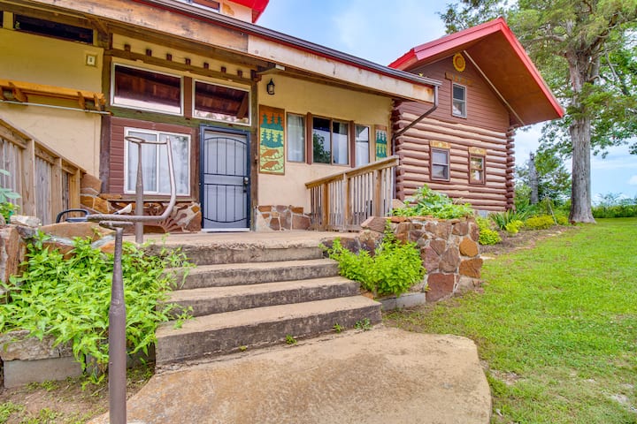 4 Mi To Historic District: Calico Rock Cabin! - Calico Rock, AR
