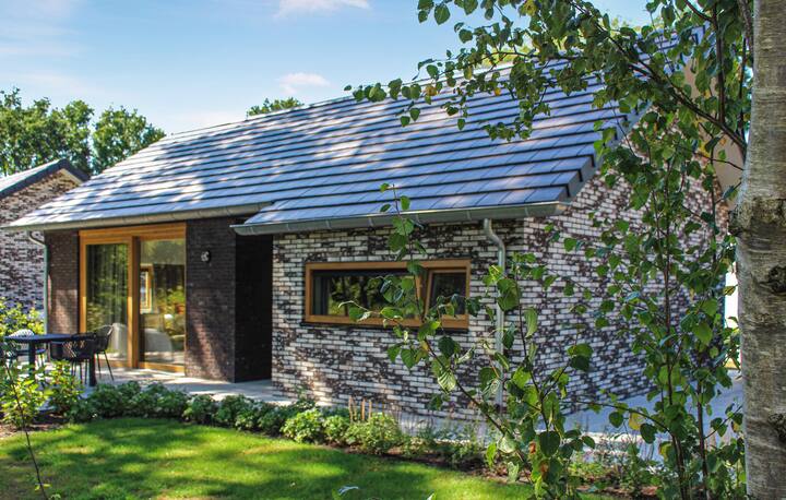 Stunning Home In Ijhorst With Wifi - Staphorst