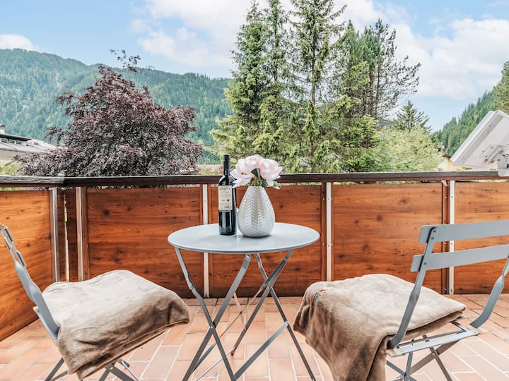 Sunshine By Interhome - Badgastein