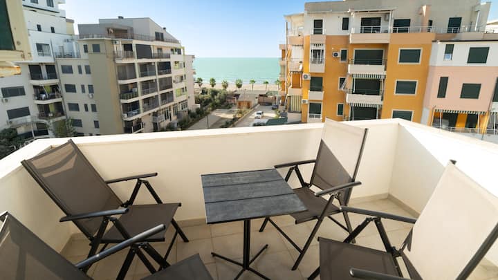 Sea View-expansive Apartment By Tok - Qerret