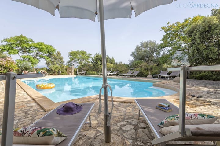 Olivastri Gites Avec Piscine Dans Le Parc Naturel - Sardinien