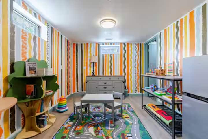 Spacious 4br, Close To Um & Downtown - Missoula, MT