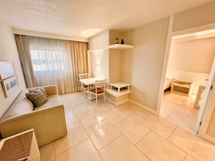 Spacious Flat/ Downtown/ 24 Hours Street - Curitiba