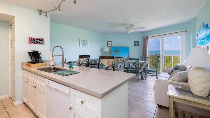 Aqua Vista Ocean Pointe 3307 - Florida Keys