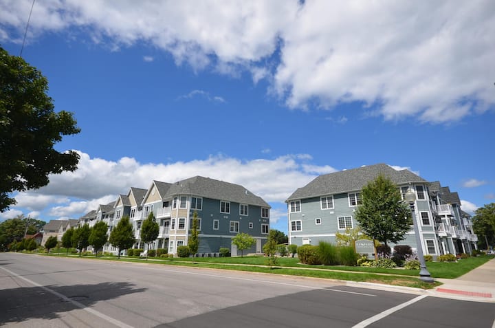 Traverse City Condo Minutes From Downtown. - Traverse City