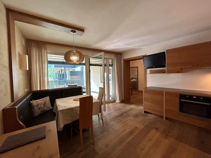 Charming Flat - Burgeis