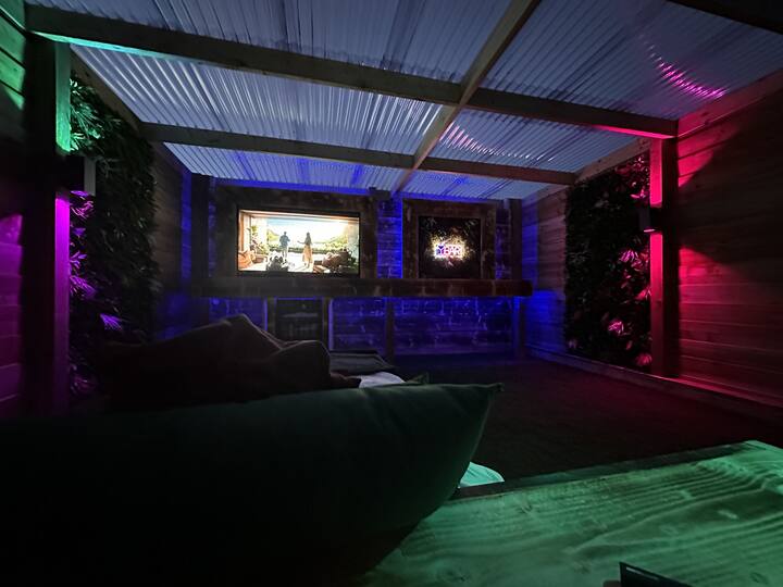 Woodlakes Ash 27 - Secret Retreat - Downham Market