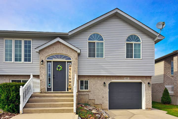 Enjoy A Spring Getaway In Meaford/ Close To Trails - Meaford