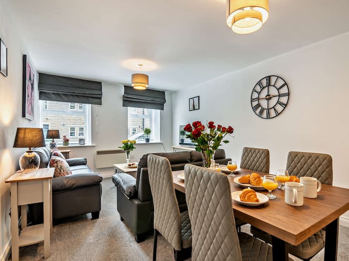 2 Bed In Holmbridge (95230) - Holmfirth