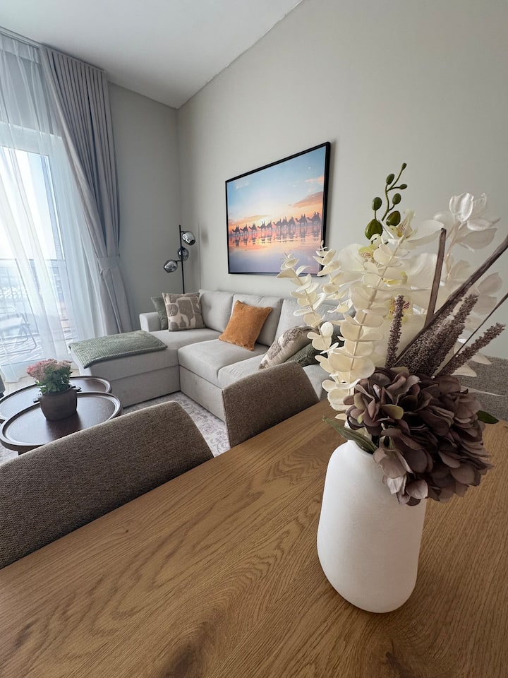 Waterfront Luxury: Your Private Paradise - Abou Dabi