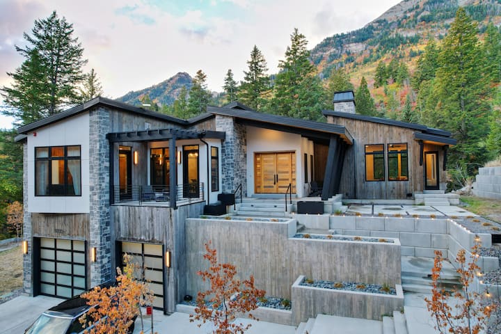 Modern 4br Mountain Retreat | Bbq • Outdoor Dining - Sundance, UT