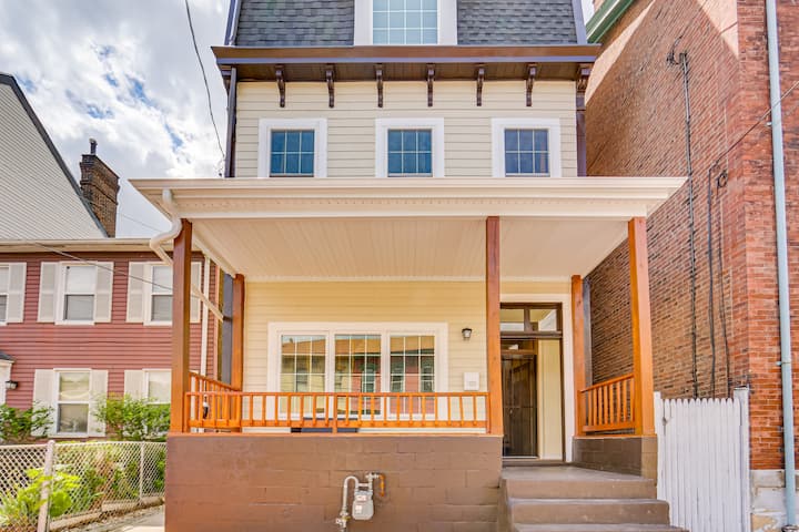 Pittsburgh Home W/ Skyline Views: Walk To Stadium! - Pittsburgh