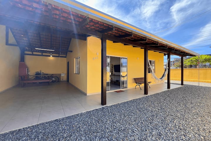 Casa Amarela - Wifi - Prox Praia E Beto Carrero - Penha