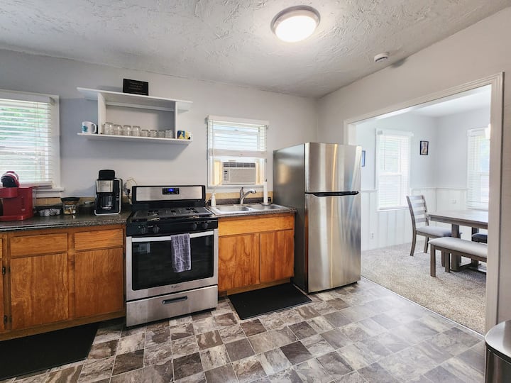 Fun! 90's Themed House: 0.7 Miles From Downtown Cd - Coeur d'Alene, ID