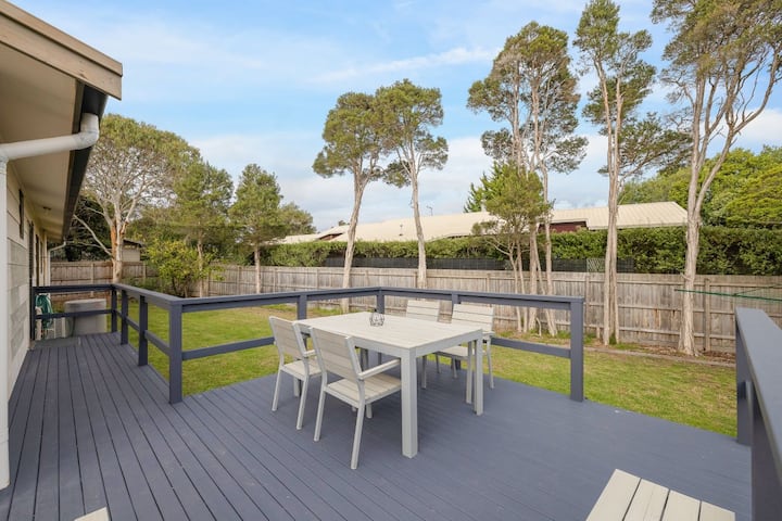 Penguin Mews - Phillip Island