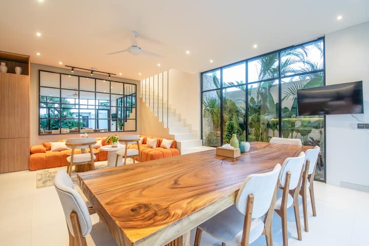 Opulent 6 Br In Canggu, 300m To Café Del Mar - Bali