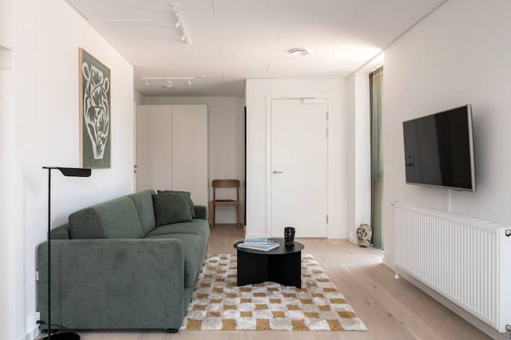 Designer 2 Bedroom - Close To Beach - 24/7 Support - Copenhagen