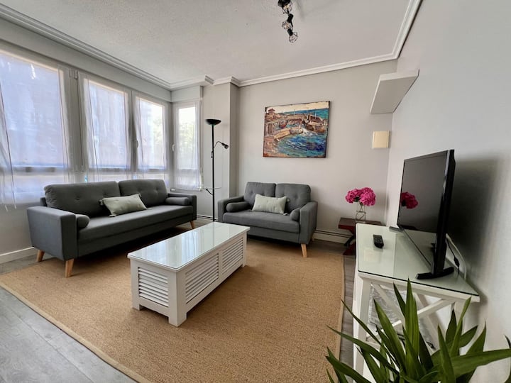 Appartement Rénové Dans La Ville De Comillas - Comillas