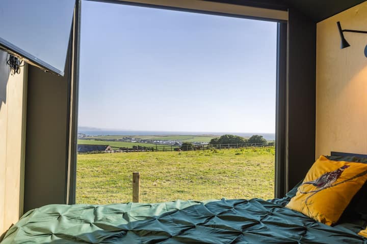 Chough Shepherd Hut - Stratton