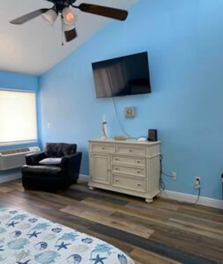 Legend Oaks Room 4 Over The Water - Shepard State Park, Gautier