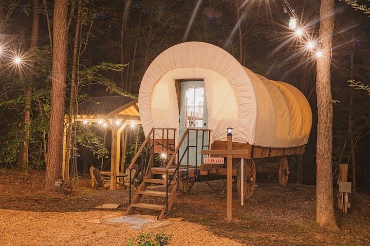 Old Copper Luxury Glamping Wagon By The Ocoee - Ocoee, TN
