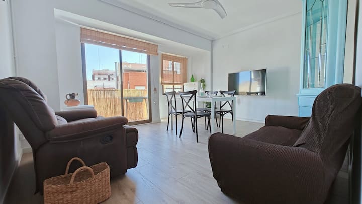 Guest Ready - Beachside Flat In Puerto De Sagunto - Canet de Berenguer