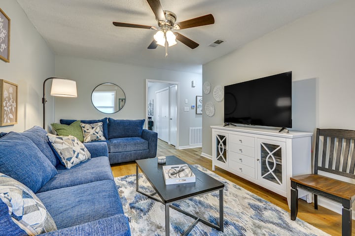 High Point Townhome W/ Patio, 1 Mi To Main Street! - High Point, NC