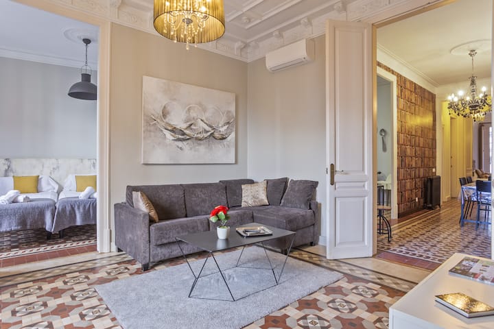 Flateli. Universitat - Barcelona