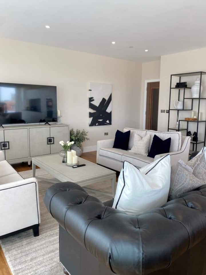 The Seventh Storey Penthouse - York