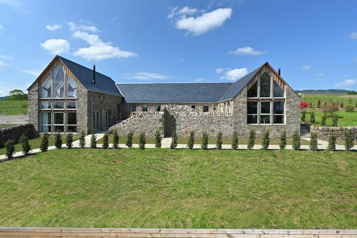 Logiealmond Estate - Merlin Steading - Dunkeld