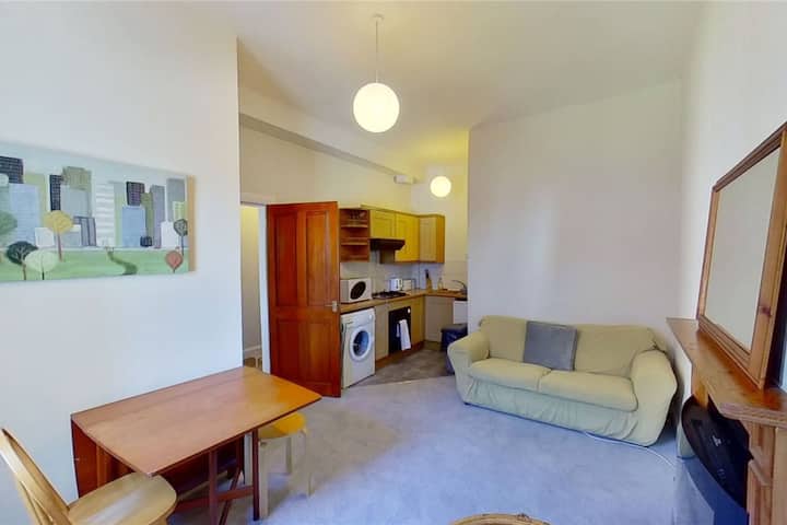 1 Bed Flat Near Edinburgh Castle - Edinburgh