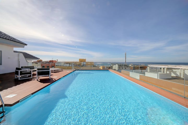 Central Yet Quiet, Pool, And Fiber Optic Internet - Tarifa