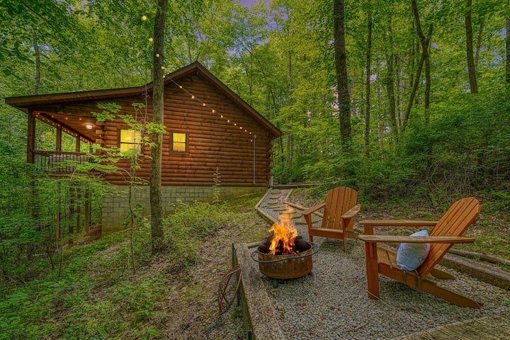 Havenridge-cabine-moderne-salle De Bain Privée-vue - Hocking Hills State Park, OH
