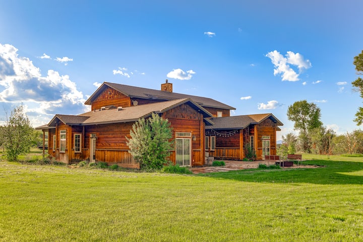 Spacious Afton Home: Patio, Grill & Mountain Views - Wyoming