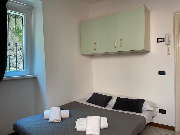 Roncati 7 Center Town Apartments B - Menaggio