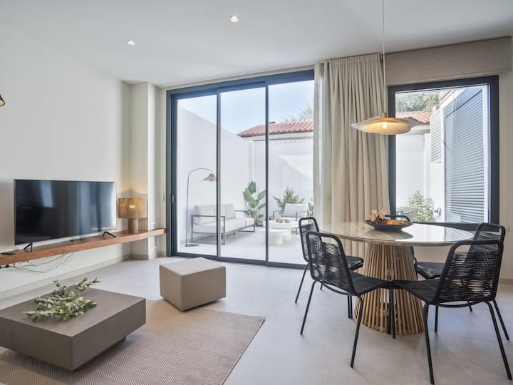 Sitges Spaces Garden Condo Monthly Rentals - Sitges