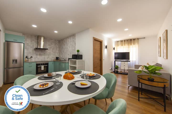 B55 - Santo Amaro Hill Apartment - Lagos