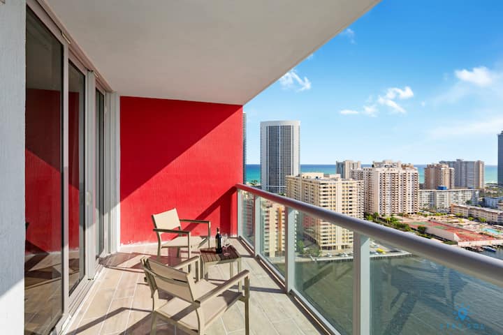 Spectacular Apt, Infinity View, Amazing Amenities - Hallandale Beach