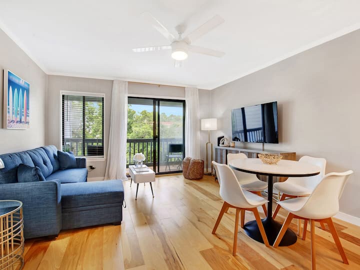 Community Pool | Beach Condo With Resort Amenities - Tybee Island, GA