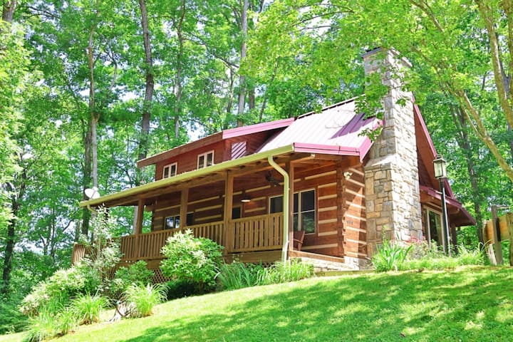 The Highland: Pet Friendly, Near Golf & Casino - Cherokee, NC