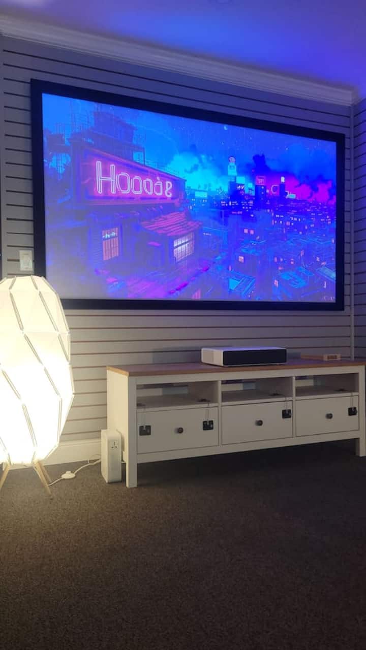 Comfortable 2br W/ Workspace & Projector - オレンジパーク, FL