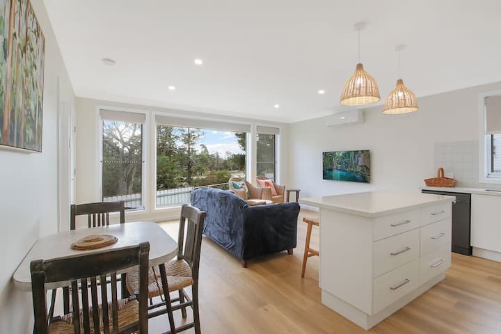 Lake Reflections - Beechworth