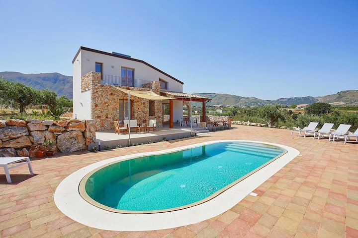 Villa Ninfa - Scopello, Italy